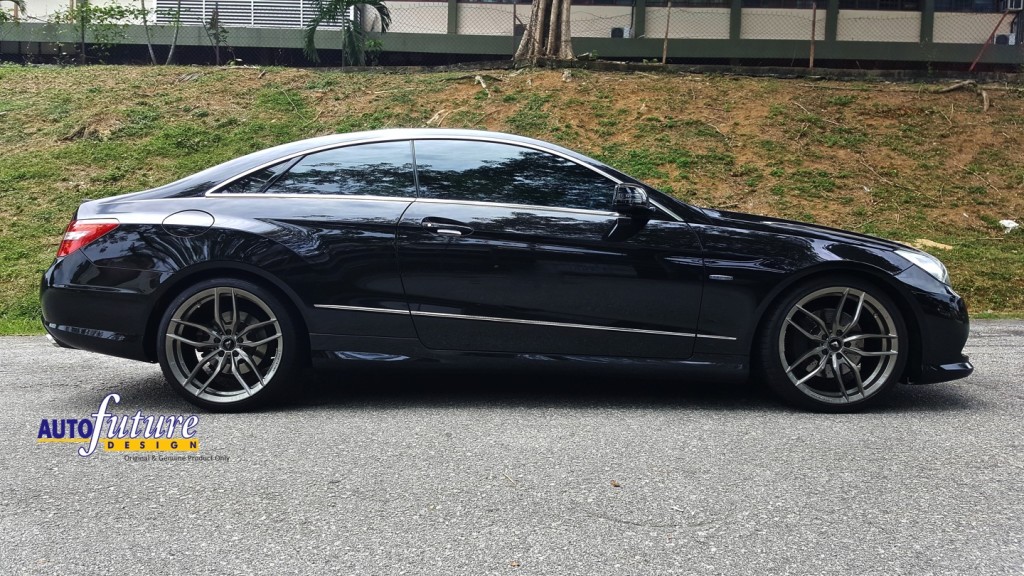 Sleek & Sporty: Mercedes-Benz E-Class Coupe W207 Equipped With ...