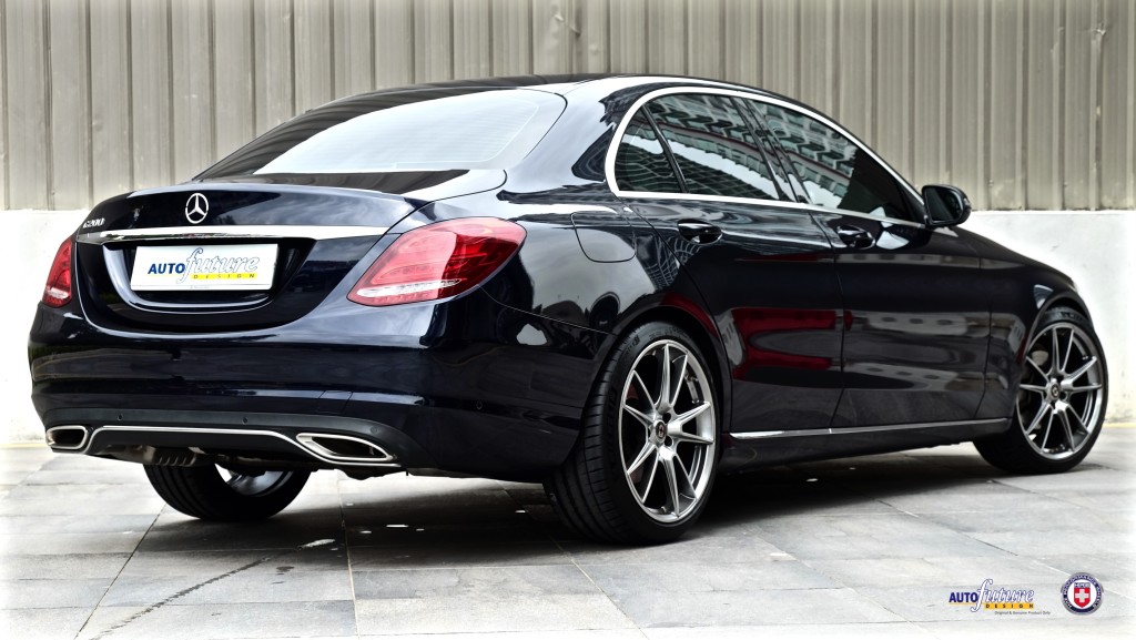 Perfectly Slammed: Mercedes-Benz W205 C-Class On A Set Of HRE’s FF04 ...