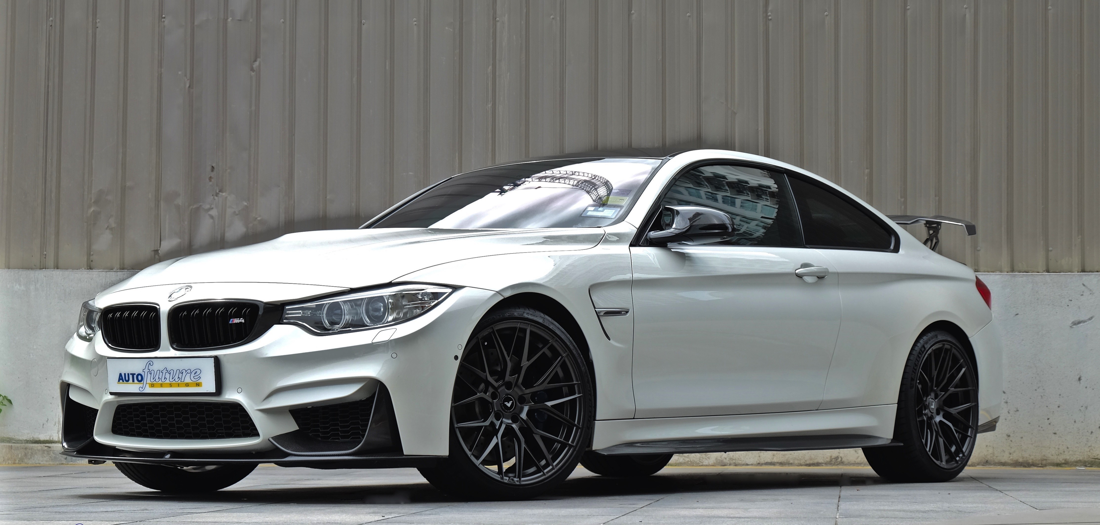 Carbonized Driving Pleasure: BMW M4 Equipped With A Set Of Vorsteiner V ...